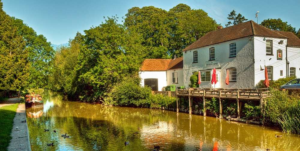Kennet and Avon Canal Walk — Contours Walking Holidays