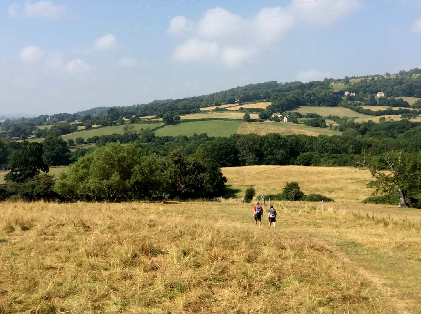 Cotswold Way in 6 to 13 days — Contours Walking Holidays