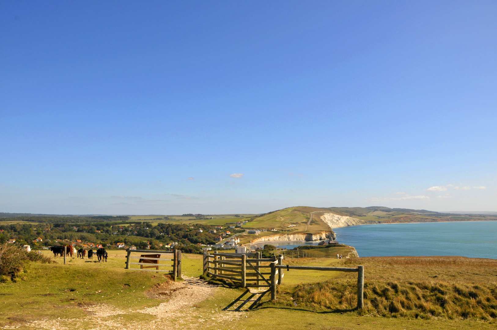 Isle of Wight Coast Path 2-3 Day Short Break — Contours Walking Holidays