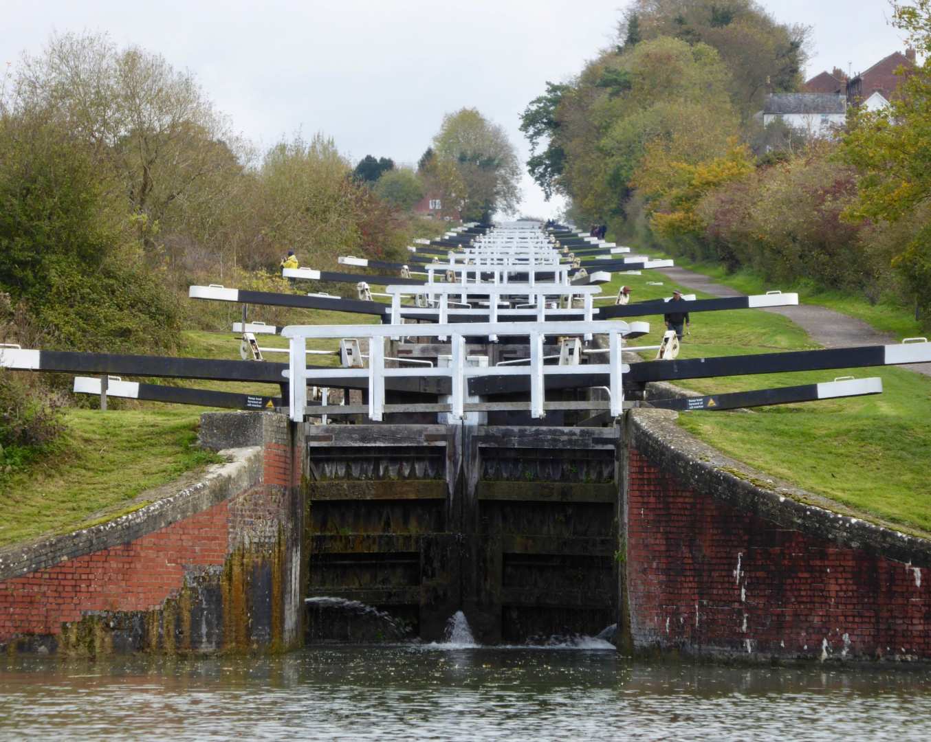 Kennet and Avon Canal Walk — Contours Walking Holidays