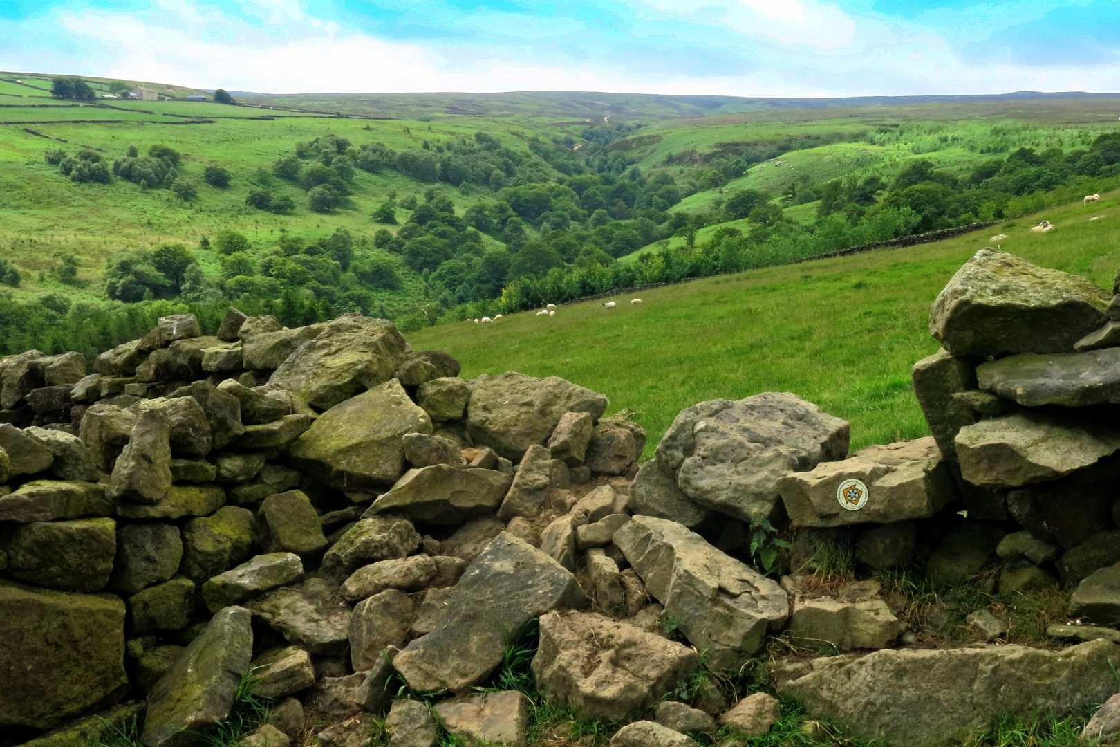 Limestone Way 2-4-Day Short Break — Contours Walking Holidays