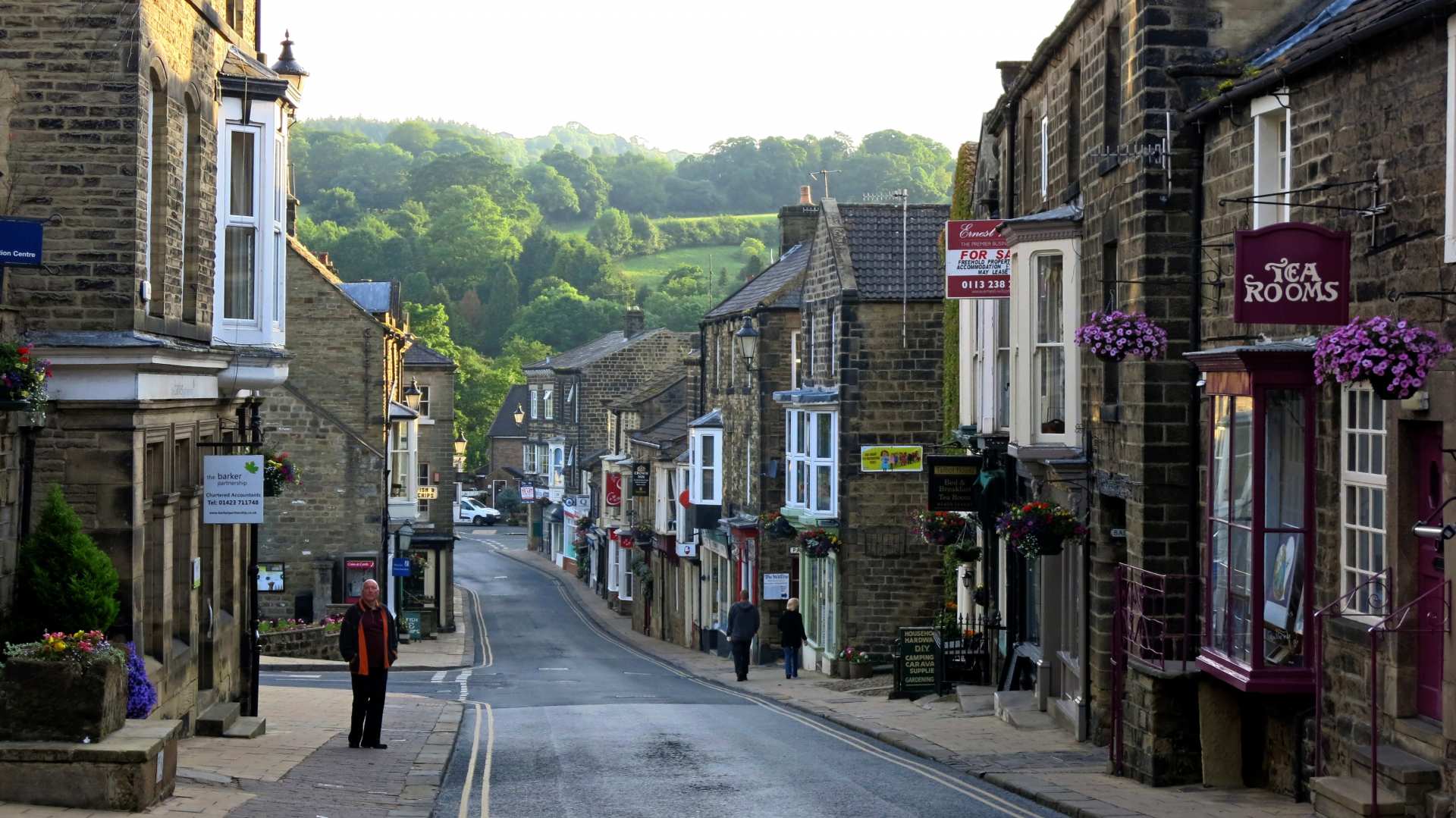 Limestone Way — Contours Walking Holidays