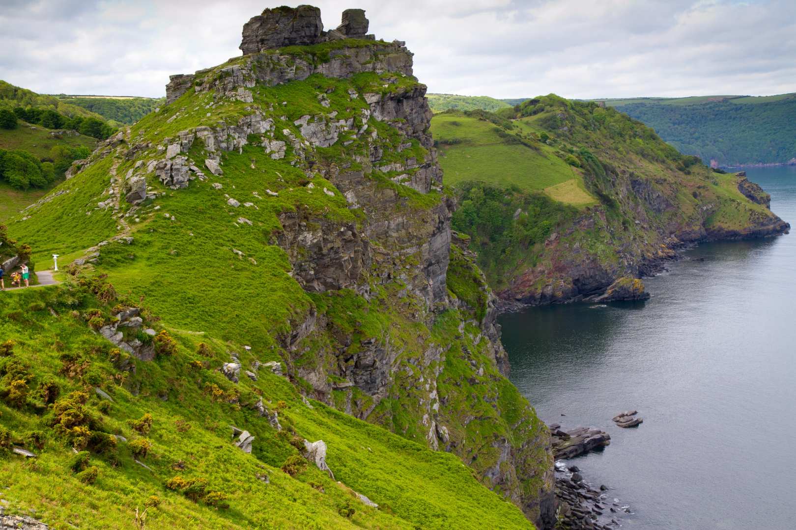 Two Moors Way through Dartmoor — Contours Walking Holidays