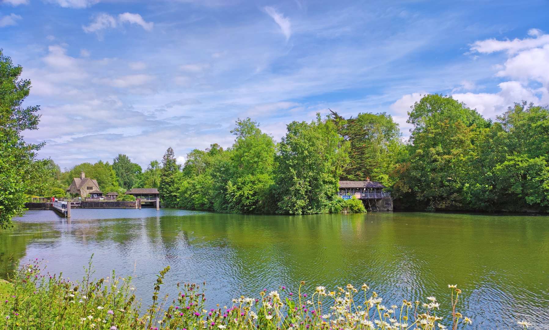 Thames Path — Contours Walking Holidays